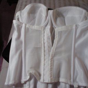 Dominique | Intimates & Sleepwear | Dominique Intimate Apparel 38b ...